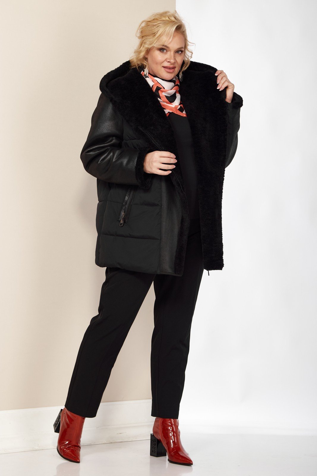 Куртка 2132 черный Shetti купить в интернет магазине Велесмода